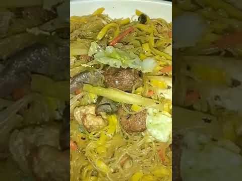 PANCIT MIKI BIHON GUISADO #shorts #shortsvideo #shortvideo #shorts