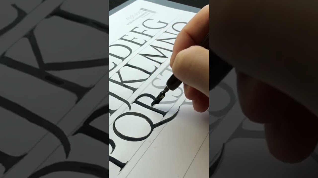 R - #roman #calligraphy #torsunardi