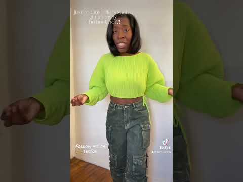 Seeing green 💚 Top linked on my LTK #curvygirlfashion #ootdfashion #targetmusthaves #tryonhaul