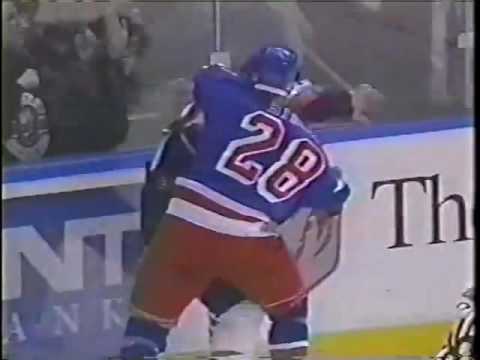 P.J. Stock vs Mariusz Czerkawski