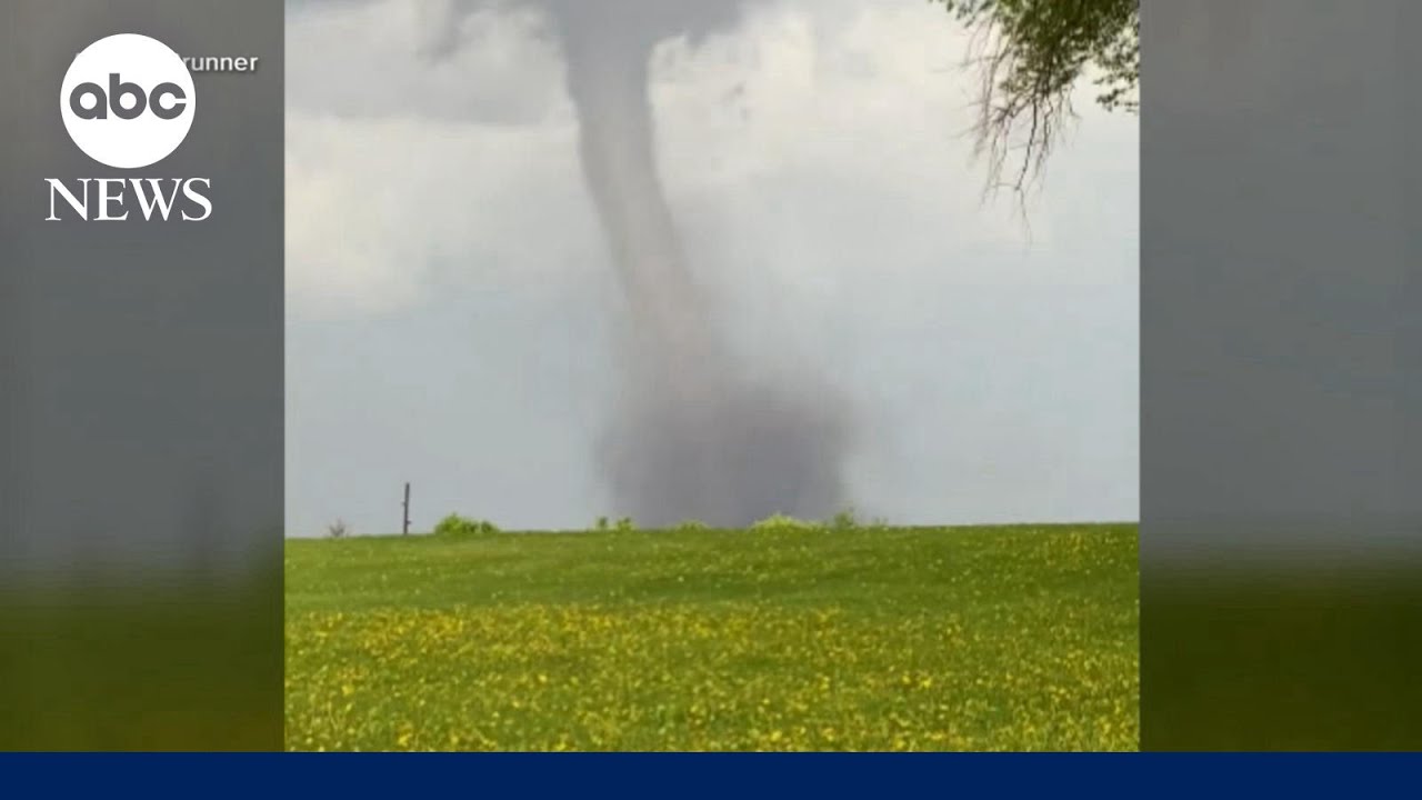 Tornadoes touch down in the Midwest
