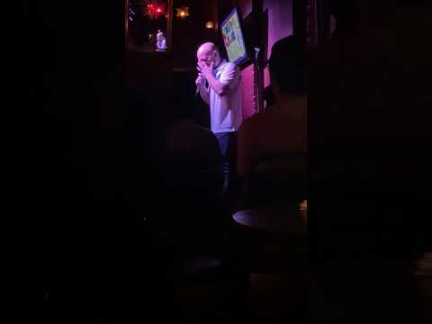 5 minutes @ the Fat Black Pussycat