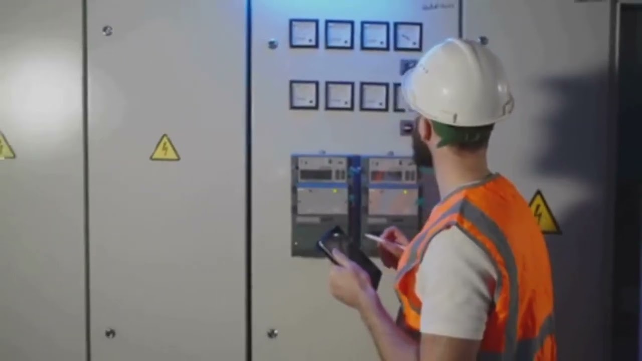 Masterclass Powering the Future of Data Centers – Chapter 1 AC vs  DC Power Explained