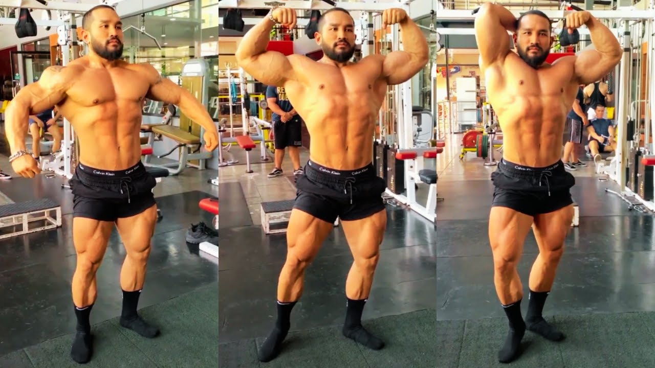 Thailand Bodybuilder Muscle Flexing #50