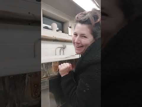 If Ya Know, Ya Know🤣 Kiln Catastrophe! #art #sculpture #ceramics #clay