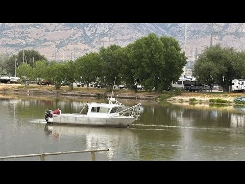 Search and rescue effort ends after drowning victim found at Utah Lake following waverunner accident