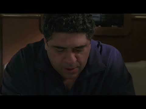The Sopranos S2:E13 - Big Pussy's A Rat #shortsviral #thesopranos #hbomax #tonysoprano #bigpussy