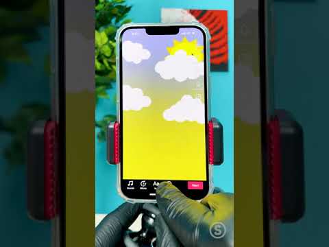 How to create a simple video only with GIFs and Emojis | Hacks&Tricks tried by SKITS