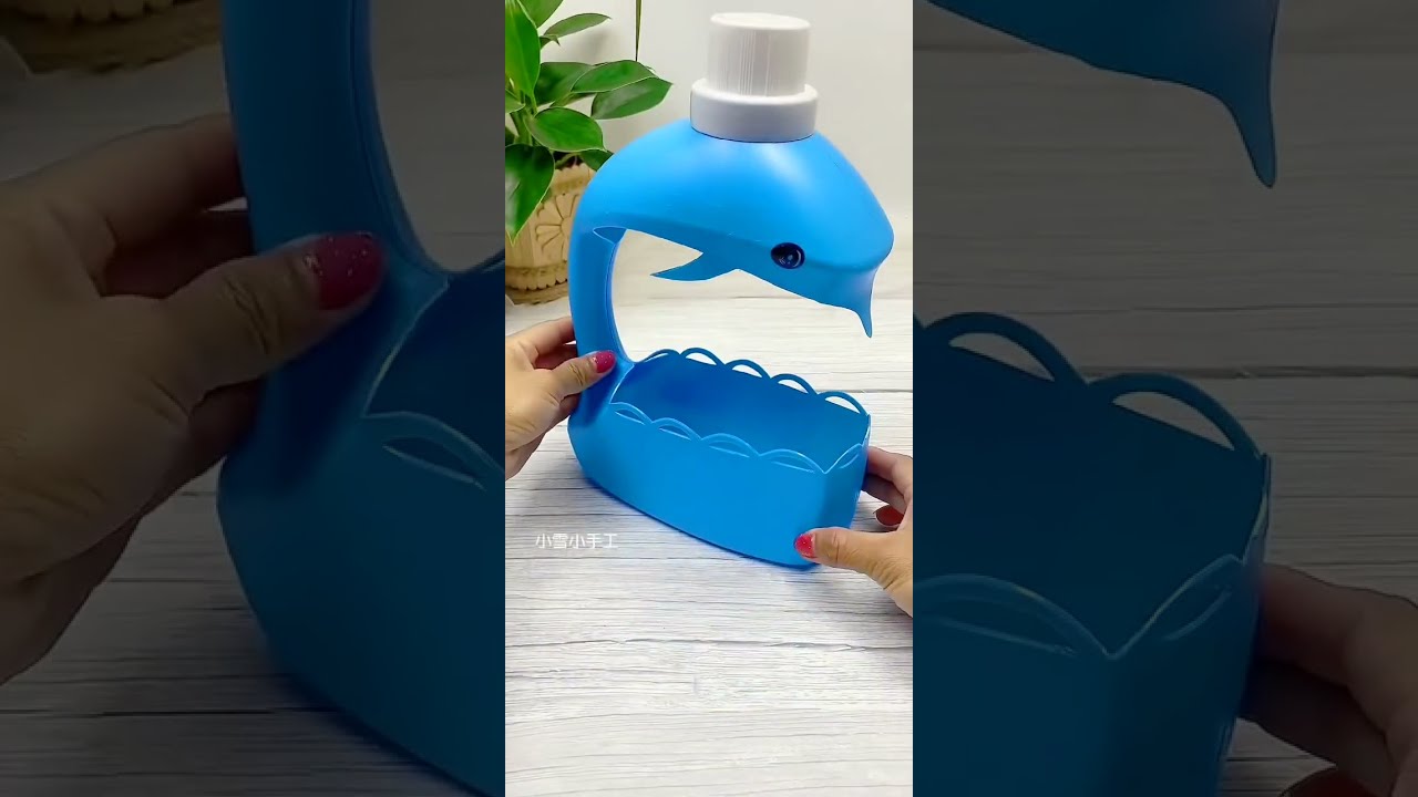 Eco-friendly gardening: Create flower pots from plastic bottles 35 | Stress relief