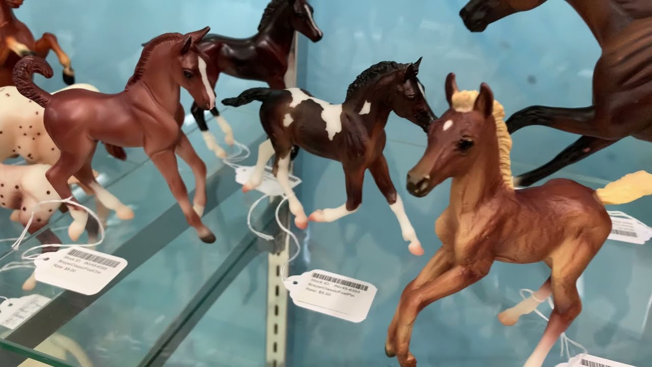 Restock my Breyer Model Horse Store with Me! | January 2022 | Vlog