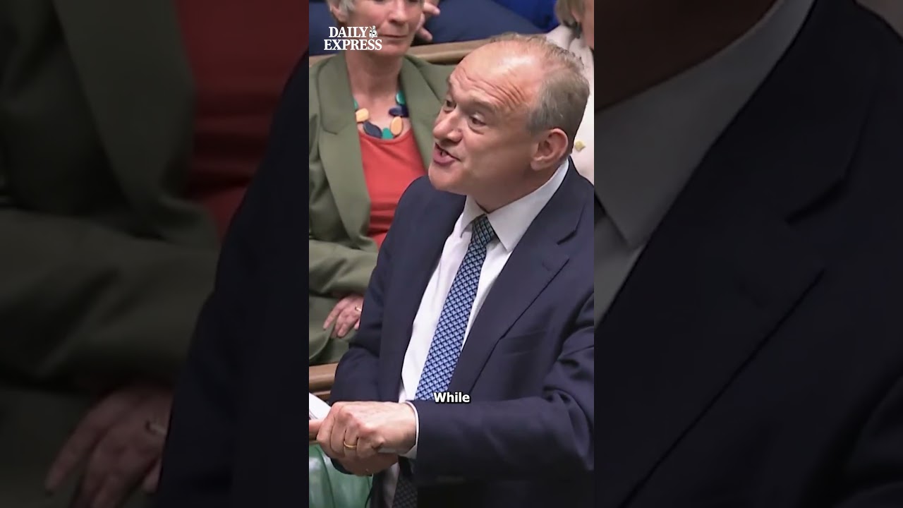 MPs walk out in mass as Ed Davey delivers Commons speech 👀  #news #ukpolitics