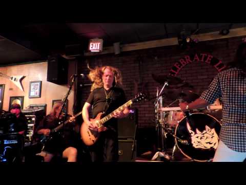 Bruce Crump ( Molly Hatchet ) - Music Profile | BANDMINE.COM