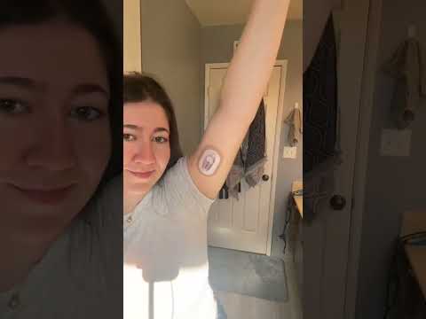 Cute Daffodils and UnderPatch for Dexcom G6 - #expressionmed #dexcomg6 #cgm #springstyle #diabetes