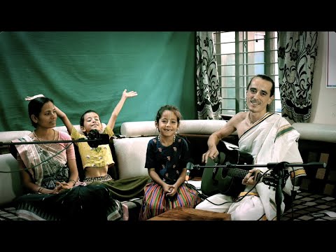 Nāma-Rāmāyaṇa | LIVE (with lyrics, images & meanings)