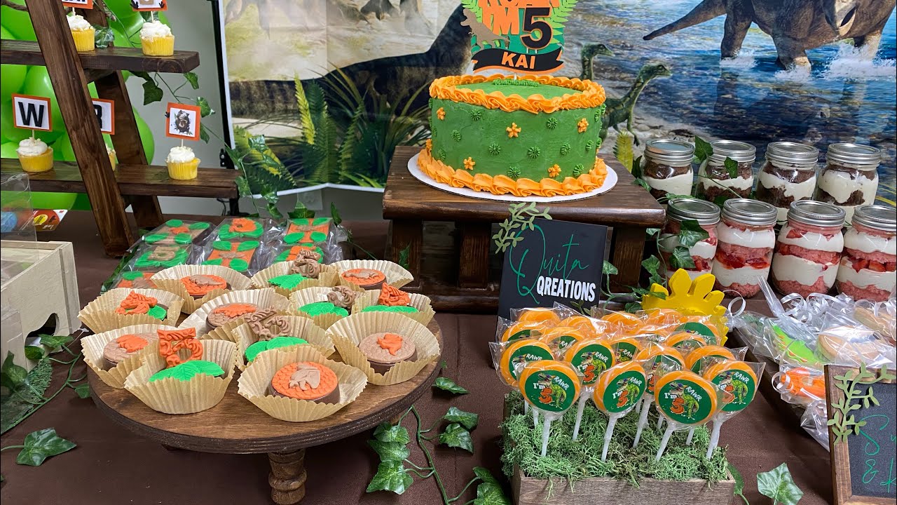 DIY FOR DESSERT TABLE| DINOSAUR CENTERPIECE