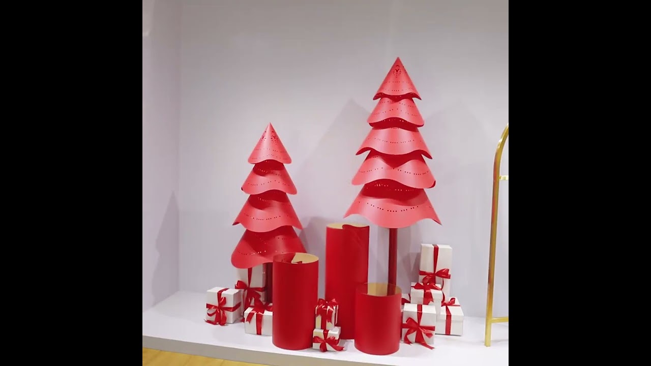 Retail Christmas Window Displays