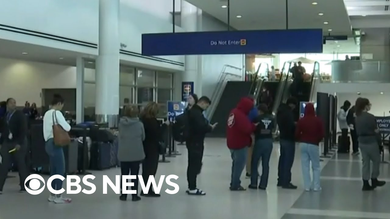 Thousands of travelers still stranded due to Southwest Airlines' system failures