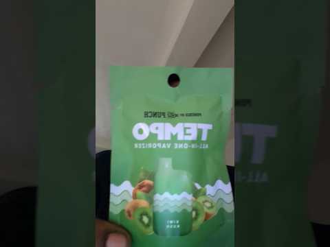 Tempo Kiwi Kush Review + Story Time: Fake Cannabis Dr?! 🤯😳 #420 #budtenderlife #cart #kiwikush