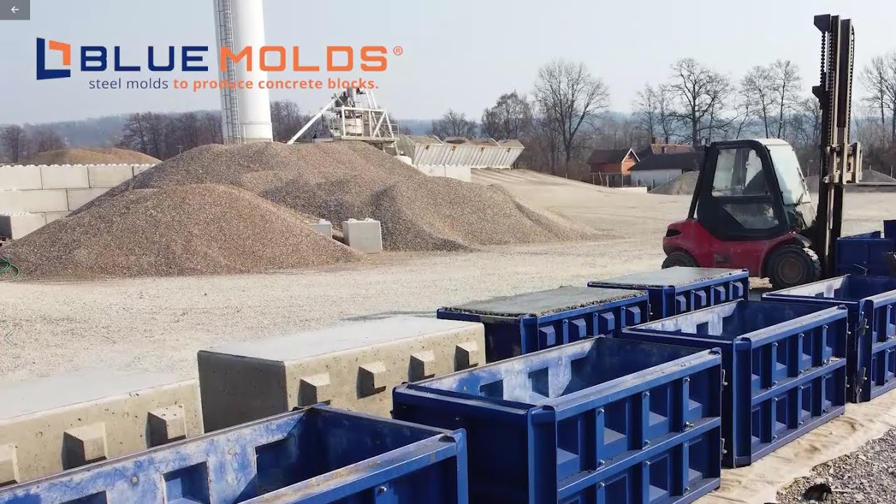 Blue Molds - 6 easy steps on how to produce concrete interlocking blocks.
