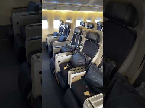 What do you think about Air France Premium Economy? #shorts #airfrance #premiumeconomy
