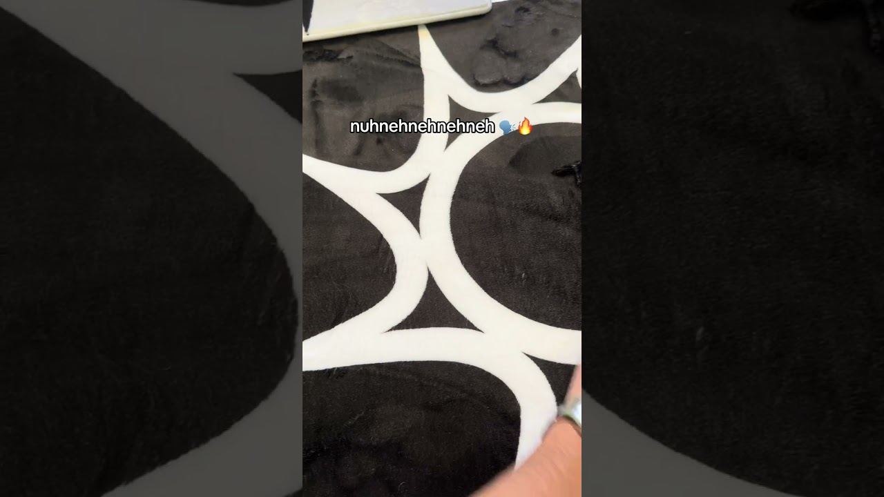 i need EVERYONE to stay safe tonight 🙏🙏 #roblox #bloxburg #news #reporter #meme #funny #fyp