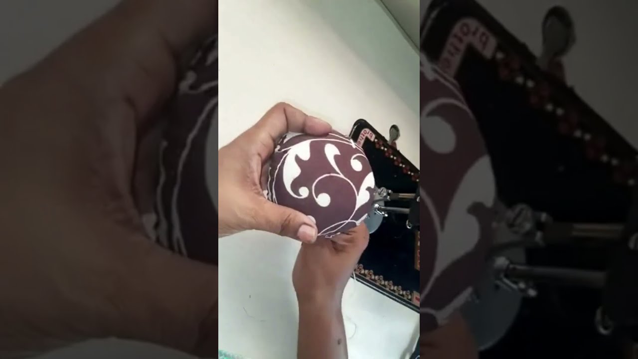 How to Make a Pincushion / Pin holder / Easy DIY Pin cushion