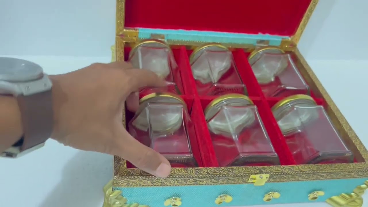 6 JAR WOODEN DRY FRUIT BOX