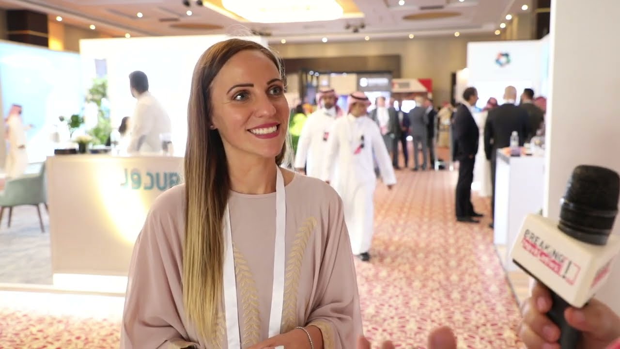 FHS 2022: Jana Bader, The Bench | Videos | Breaking Travel News