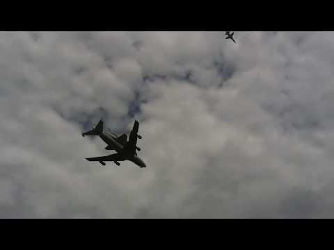 Space Shuttle Discovery Flies into Dulles Airport