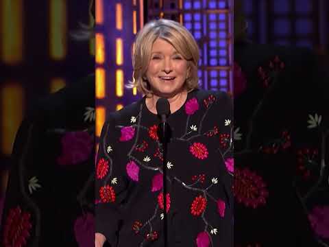 Martha Stewart gives Justin Bieber some prison tips | #roastofjustinbieber #shorts #roasts