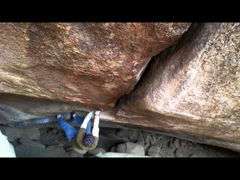 Big Bob's Big Wedge offwidth crack in Joshua Tree