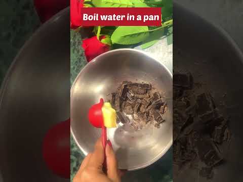 How to melt chocolate using double boiler/chocolate ganache recipe #chocolate #shorts #shortsfeeds