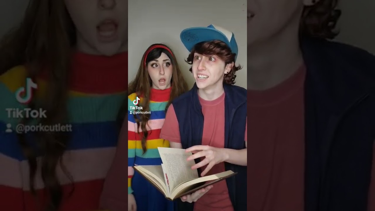 Pine Twins cosplayed by REAL twins!! 😂 - Dipper and Mabel cosplay w/ Maddykate.Cosplay!!
