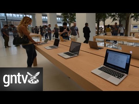 Look Inside World’s Largest Apple Store In Dubai