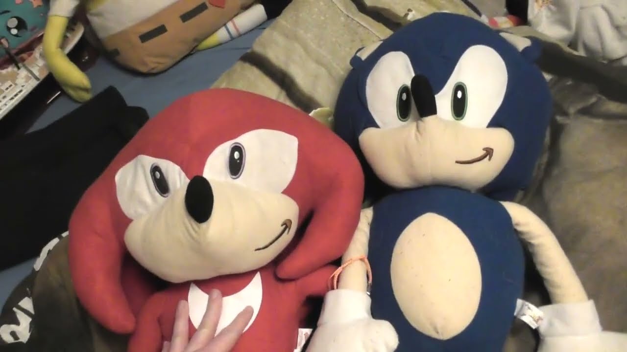 Large Sonic X Knuckles plush