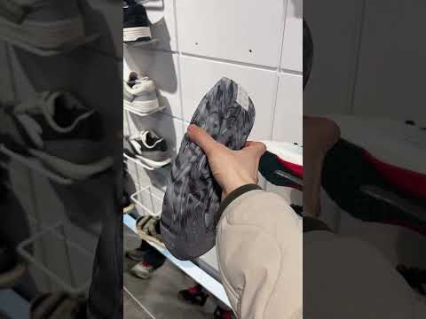 ANTA Beach Slippers/ Yeezy Slides/ Yeezy Foam Runner