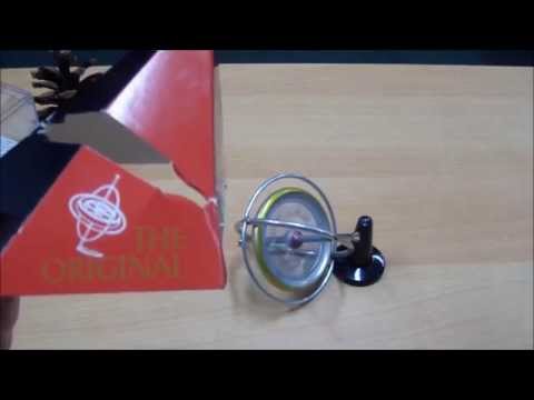 Unpacking and testing gyroscope toy fun