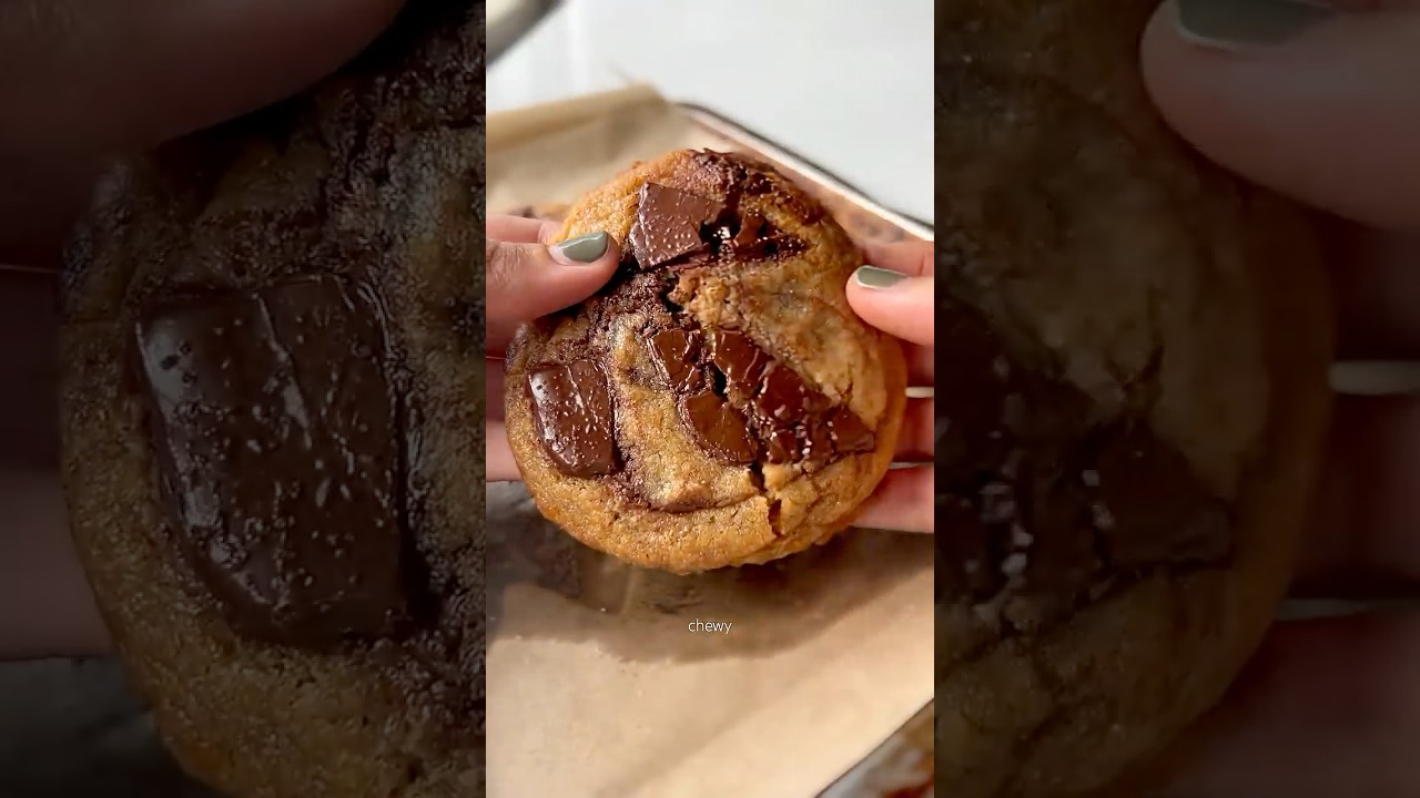 Chocolate Chunk Cookies (eggless)🍪🍪🍪 #chocolatechipcookies #eggless #easy #easybaking #chocolate