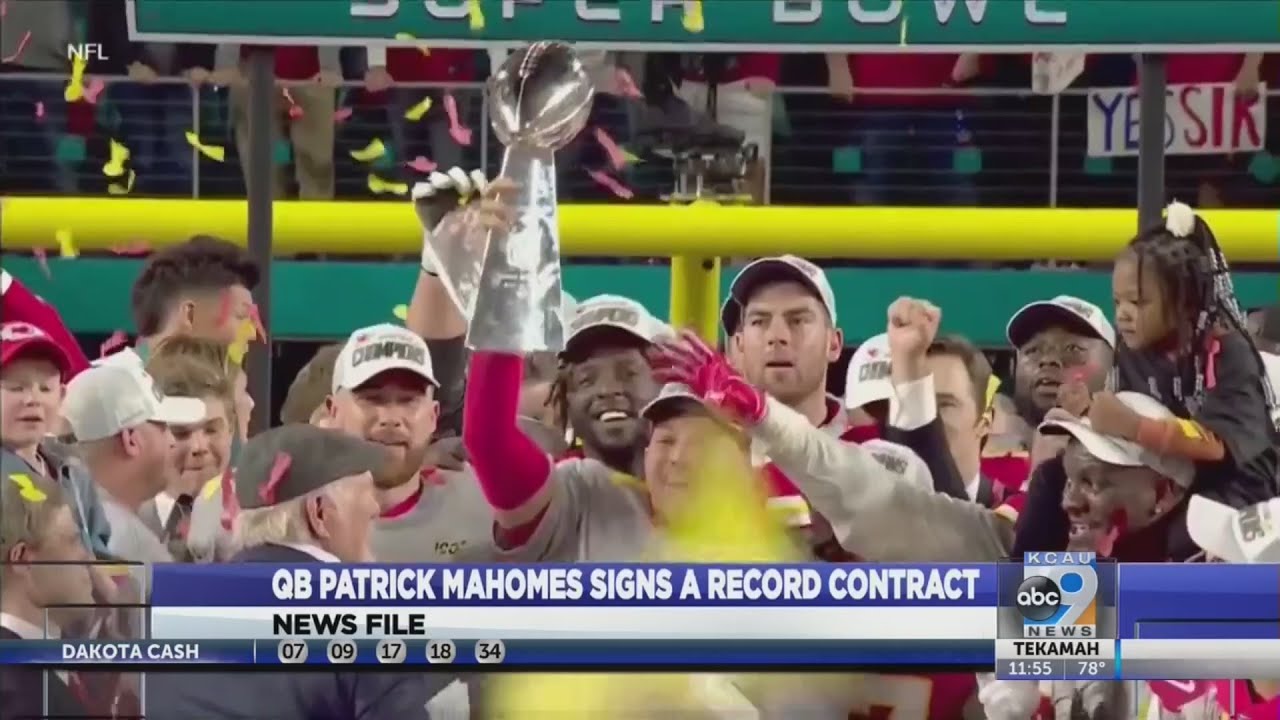 Quarterback Patrick Mahomes Signs A Record Contract