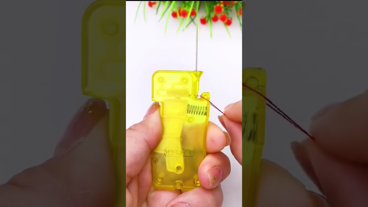 Automatic Needle Threader – Make Sewing Easier Than Ever!