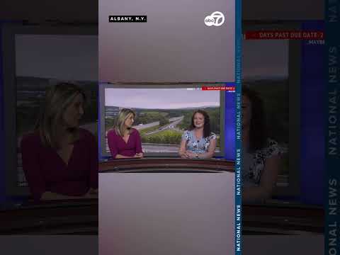 New York news anchor goes into labor on-air, continues show