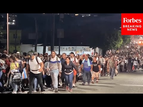 Video | Migrants Advance Through Southern Mexico Heading Towards The ...
