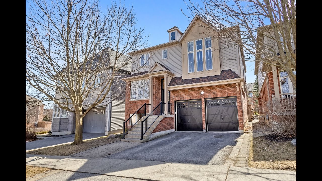 4+2 Bedroom home with In-Law suite, 24232 Pilgrim Square, Oshawa