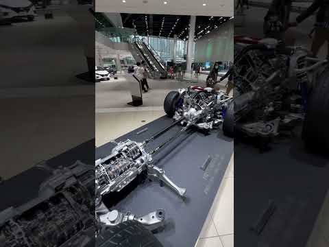 “Father” of Nissan GT-R engine says that GT-R was designed to be driven at 300 km/hr with one hand