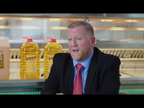 What are the benefits of frying in beef dripping? - Fish & Chips Training Video