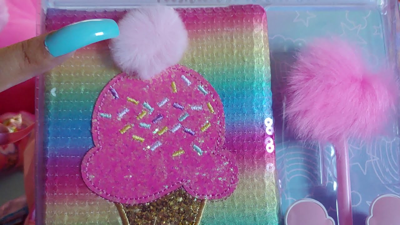 What's in My Pastel Cotton Candy Bag? Pastel Themed Video#2020💙🍭💛🍬🌟