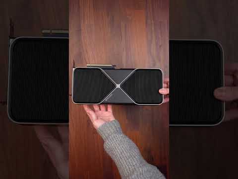 RTX 5080 Founders Edition Unboxing