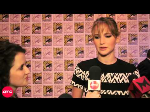 Comic Con '13 - HUNGER GAMES: CATCHING FIRE Cast Chats with AMC