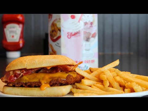 Friendly's Feast: Irresistible Food & Ice Cream Delights!