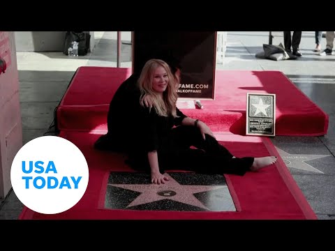 Actress Christina Applegate receives Hollywood Walk of Fame star | USA TODAY